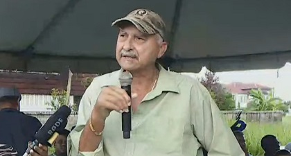 Abrahams: ‘Bouterse is goed waar hij is’ – Ampie's Broadcasting Corporation